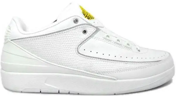 JORDAN 2 Retro Low Sneakers - White/metallic Silver/varsity Maize