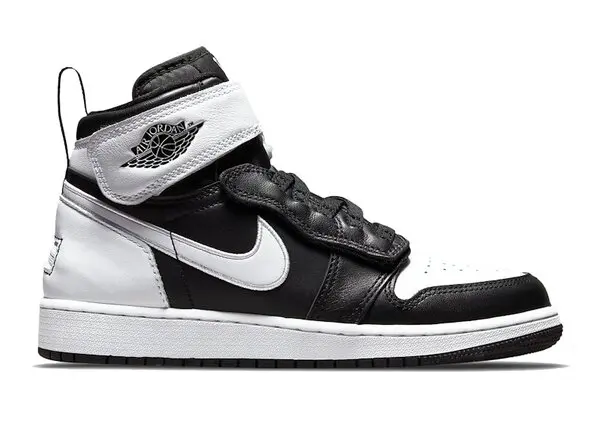 JORDAN 1 High Flyease Sneakers - Black/white