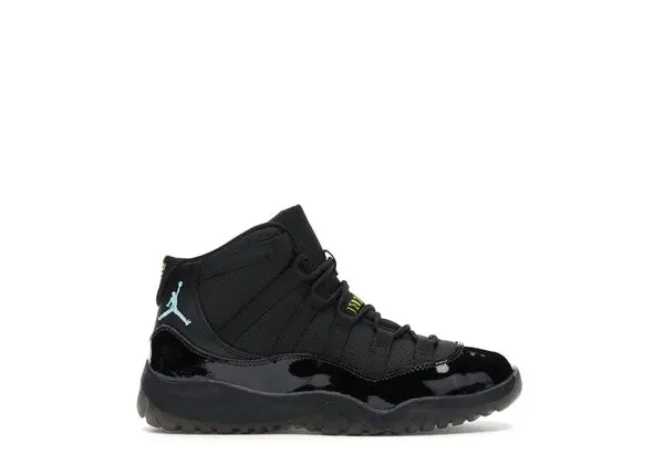 JORDAN 11 Retro High-top Sneakers