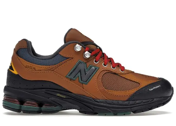 NEW BALANCE 2002r Wonderland Park Sneakers - Brown/team Red/navy Blue
