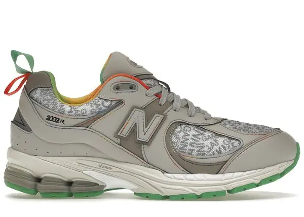 NEW BALANCE 2002r Ganniin Sneakers - Rain Cloud/island Green