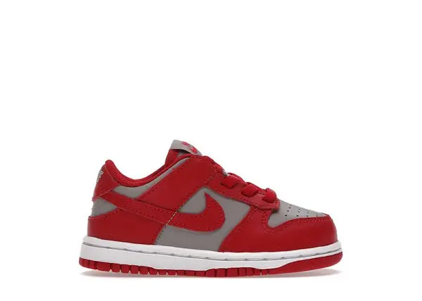 Nike Dunk Low Unlv Sneakers