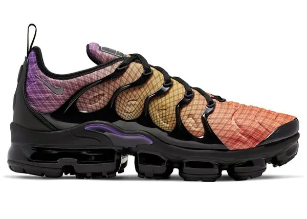 Nike Air Vapormax Plus Sneakers - Bright Crimson/reflect Silver/black