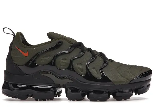 Nike Vapormax Plus Sneakers