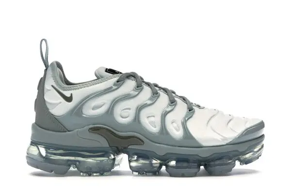 Nike Air Vapormax Plus Sneakers - Light Silver/medium Olive/mica Green