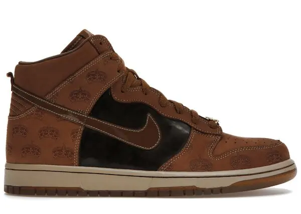 Nike Dunk High Mighty Crown Sneakers