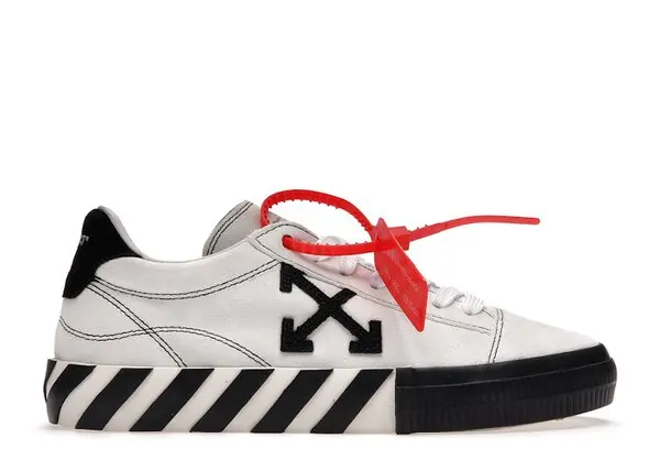 Off-White Low Vulc Sneaker - White/black