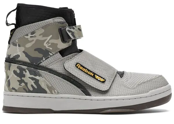 REEBOK Alien Stomper Bug Stomper Sneakers - Light Sand/black/sand Stone