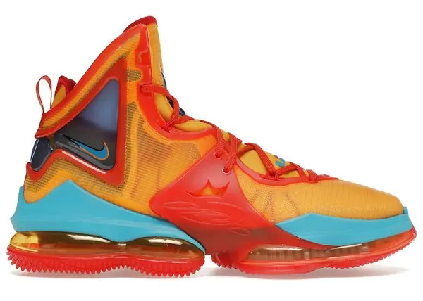 Nike Lebron 19 Tune Squad Sneakers