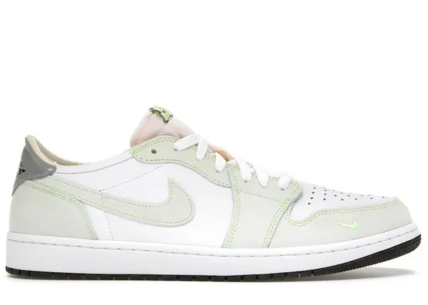 JORDAN 1 Retro Low Sneakers - White/ghost Green/black