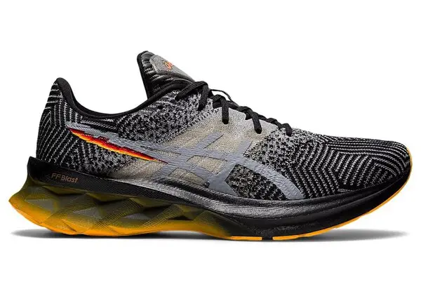 Asics Novablastin Sneakers