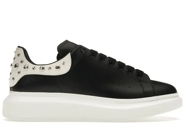 Alexander McQueen Oversized Studded Sneakers - Black/white/silver