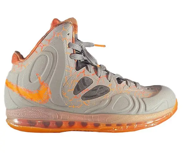 Nike Max Hyperposite Area 72 Sneakers