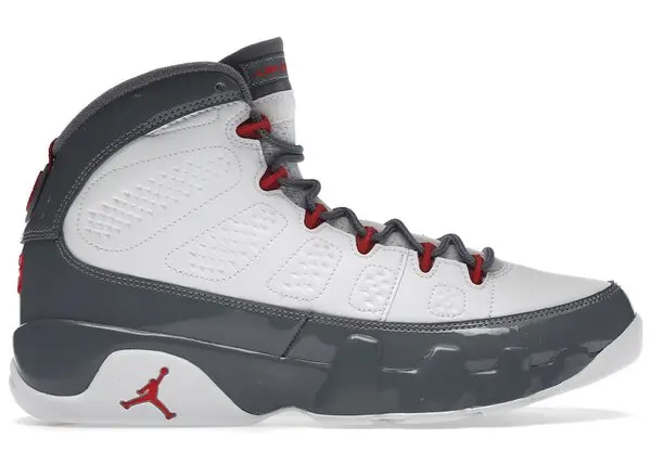 JORDAN Retro Sneakers