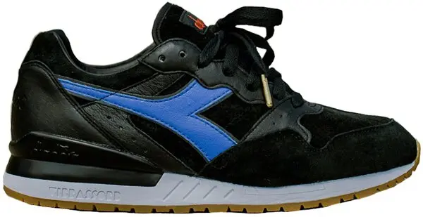 DIADORA Intrepid Packer Sneakers - Black/gum