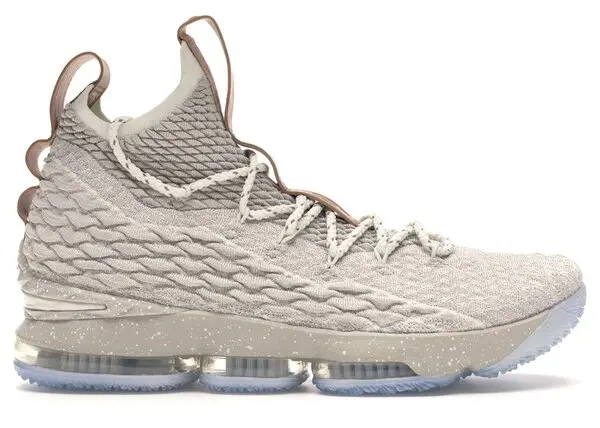 Nike Lebron 15