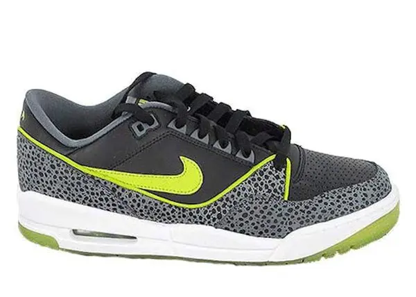Nike Air Assault Low Sneakers