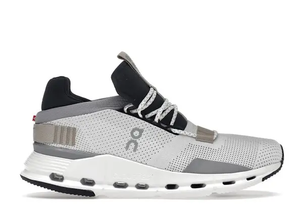 On Running Cloudnova Sneakers - White/sand
