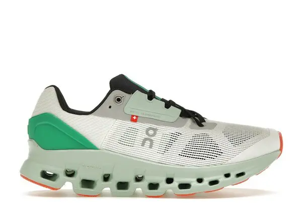 On Running Cloudstratus Sneakers - Undyed White/creek