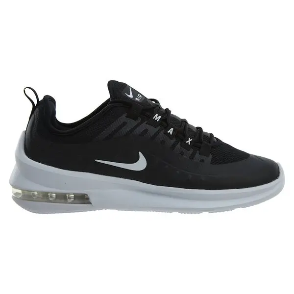 Nike Air Max Axis Sneakers