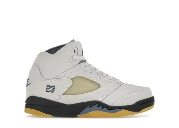JORDAN 5 Retro A Ma Maniére Dawn Sneakers