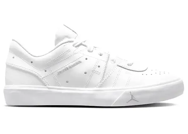 JORDAN Series Sneakers - White/grey Fog/university Red