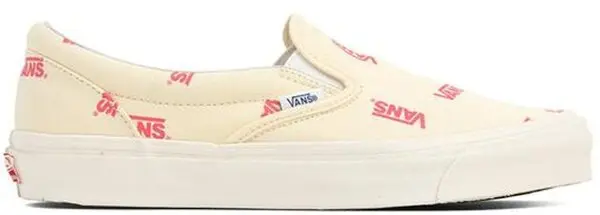 VANS Slip-on Sneakers