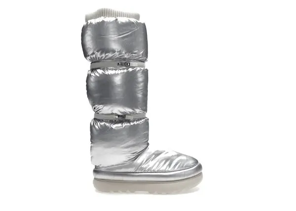 UGG Classic Maxi Ultra Tall Boots