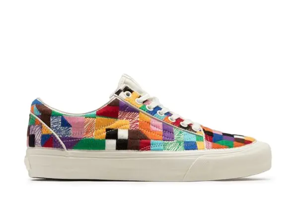 VANS Ua Old Skool Vlt Lx Love Wins Sneakers