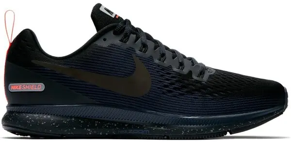 Nike Air Zoom Pegasus 34 Shield Sneakers
