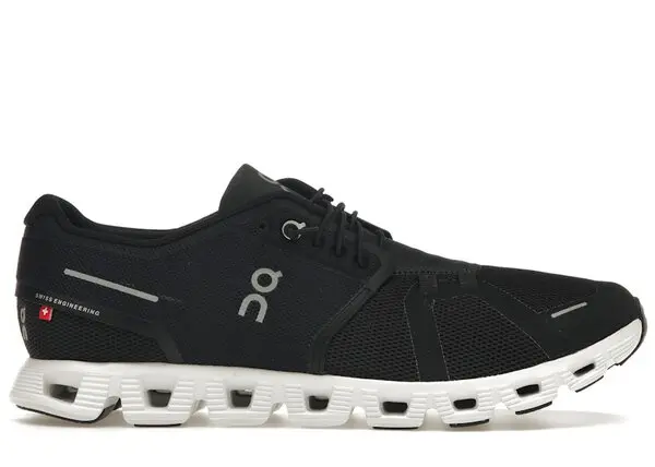 On Running Cloud 5 Sneakers - Black/white