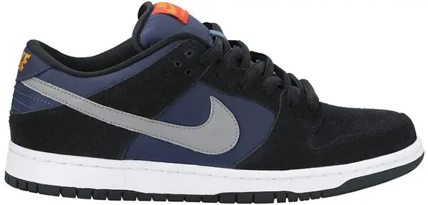 Nike Dunk Low Sneakers