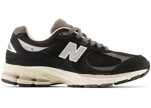NEW BALANCE 2002r Sneakers - Black/castlerock/timberwolf