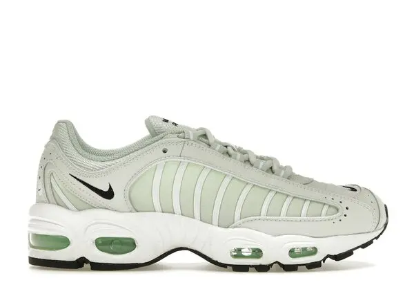 Nike Air Max Tailwind Iv Sneakers - Spruce Aura/white/pistachio Frost