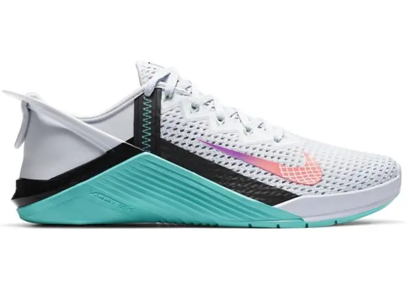 Nike Metcon 6 Flyease Sneakers