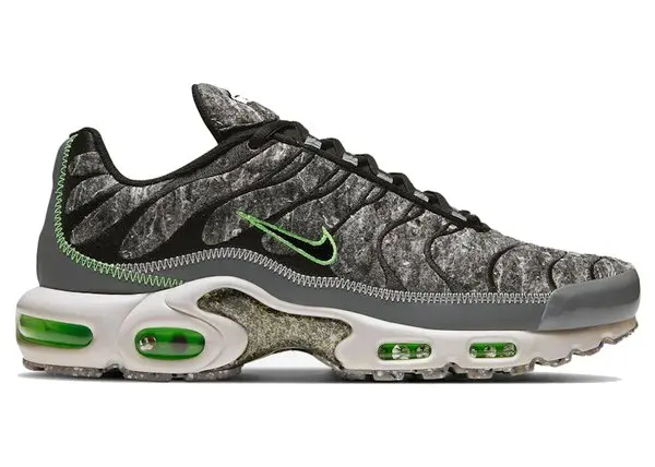 Nike Air Max Plus Essential Crater Sneakers - Black/smoke Grey/light Bone