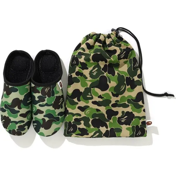 BAPE Abc Slippers & Pouch Set - Green