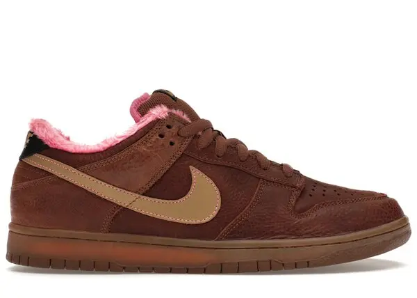 Nike Dunk Low Sneakers