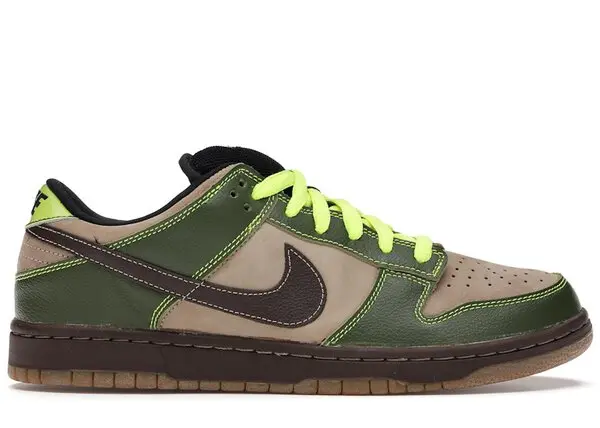 Nike Dunk Low Sneakers