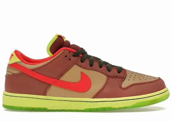 Nike Sb Dunk Low Sneakers - Hay/hot Red/terra Brown