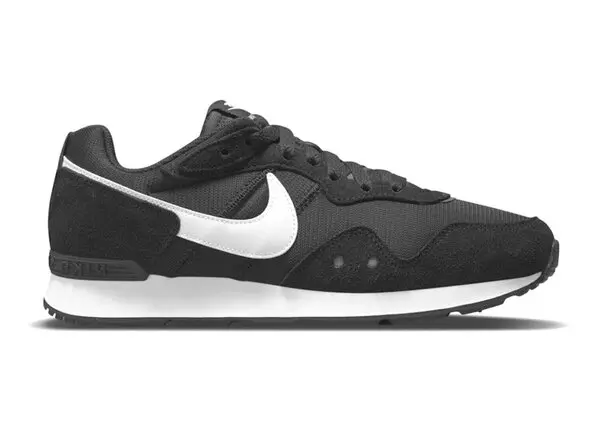 Nike Venture Runner Sneakers - Black/white