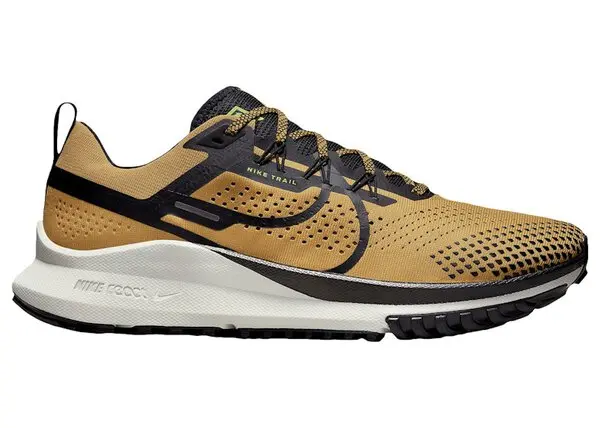 Nike React Pegasus Trail 4 - Elemental Gold/black/light Bone