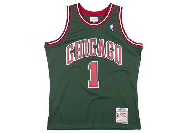 Mitchell & Ness Chicago Bulls 2008-09 Derrick Rose Swingman Jersey