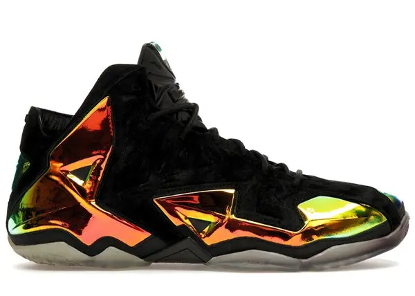 Nike Lebron Ext Kings Crown Sneakers - Black/metallic Gold