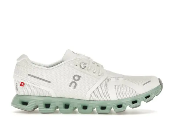 On Running Cloud 5 - Undyed/white/creek