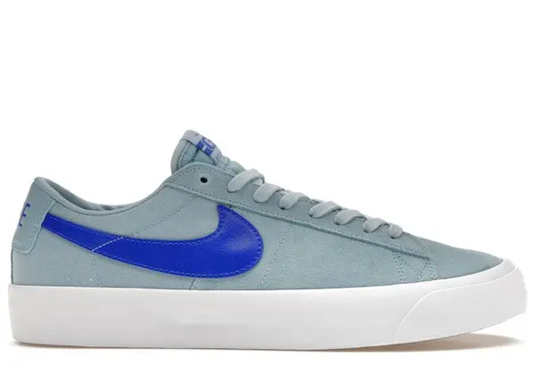 Nike Zoom Blazer Low Pro Gt Sneakers