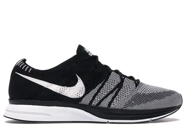 Nike Flyknit Trainer - Black/white