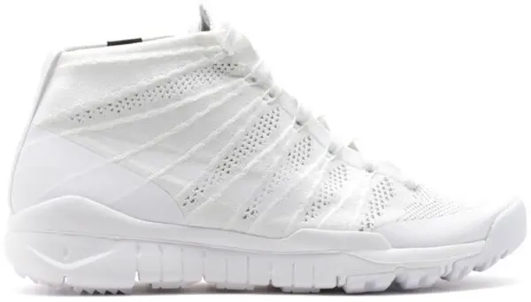 Nike Free Flyknit Chukka Sneakers - White