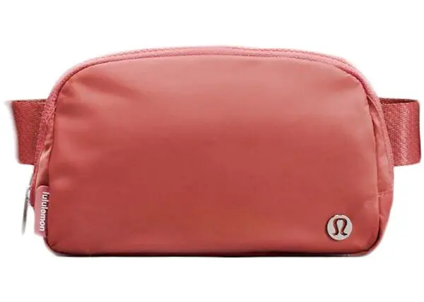 Lululemon Everywhere Belt Bag - Brier Rose