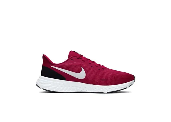 Nike Revolution 5